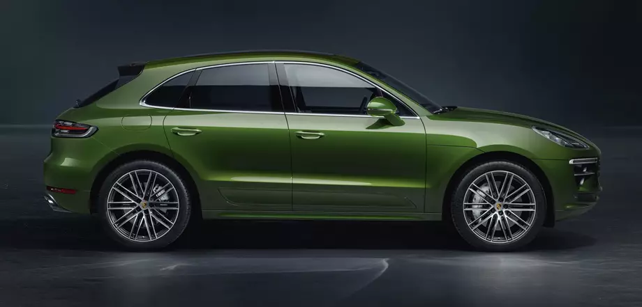 Modell Porsche Macan Turbo ändrade motorn och bromsarna 2922_3