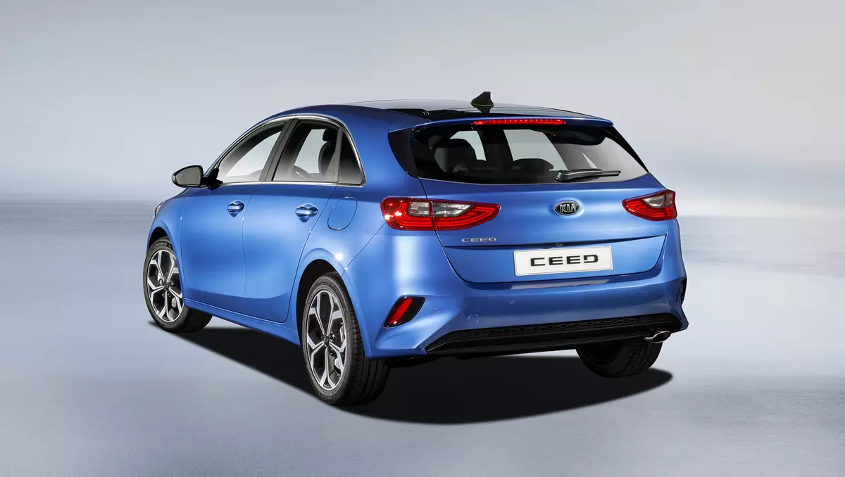 ইউরোপীয় KIA CEED নতুন বিদ্যুৎ কেন্দ্র দ্বারা ভেঙে পড়ে 3009_3