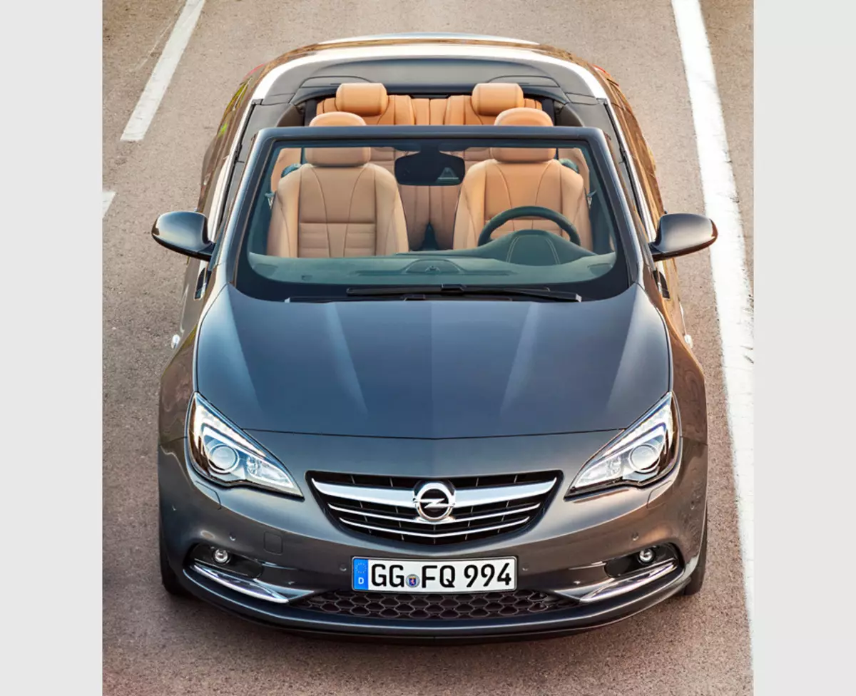 Aleman declassified Opel Cascada konbertibol 3045_3