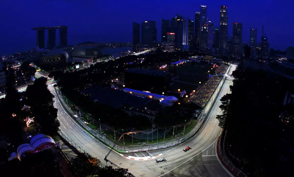 I-Lewis Hamilton iphumelele i-Pole eSingapore 30755_1