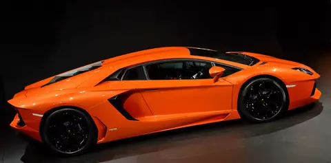 У комплексе Palexpo патупаў капытамі суперкар Lamborghini Aventador LP 700-4