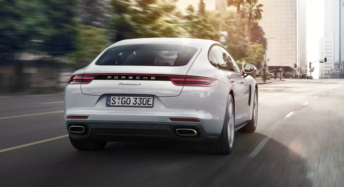 Ang Hatchback 4 E-Hybrid nahimong labing access nga bersyon sa Porsche Panamera 3173_4