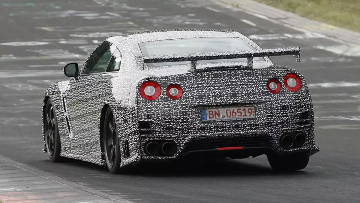 Coupe Nissan GT-R NISMO mlebu Nürburgring 31742_1