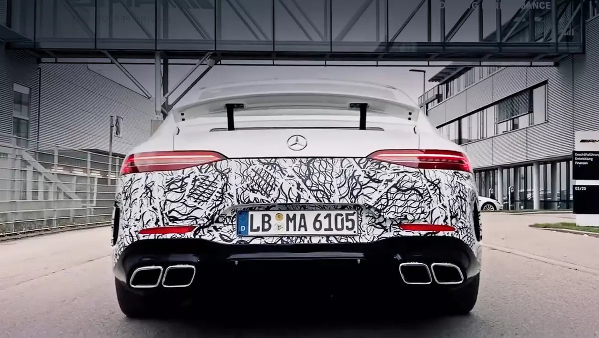 IMercedes-AMG GT 73 izovuselela i-newplate edumile