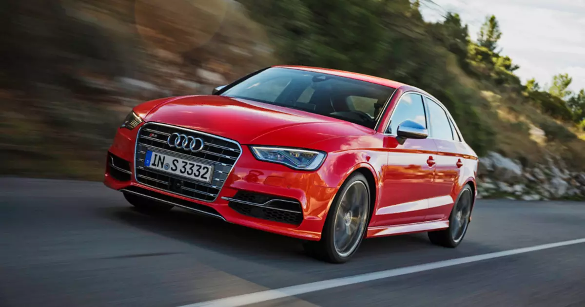 ໄລ່ຕາມ Audi S3 Sedan ໃນ Audi A3 Cabriolet 3327_9