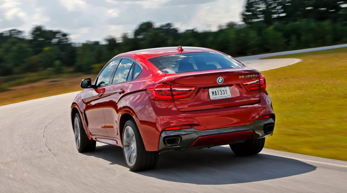 Em feydeyên BMW X6 navnîş dikin, ji bîr nekin 3689_8