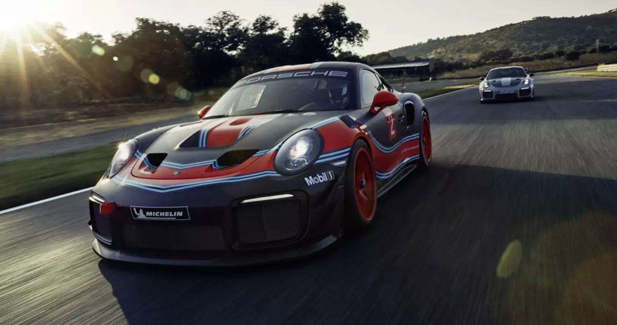 Coupe Porsche 911 GT2 RS ClubsPort te debarase m de siplemantè 3719_3