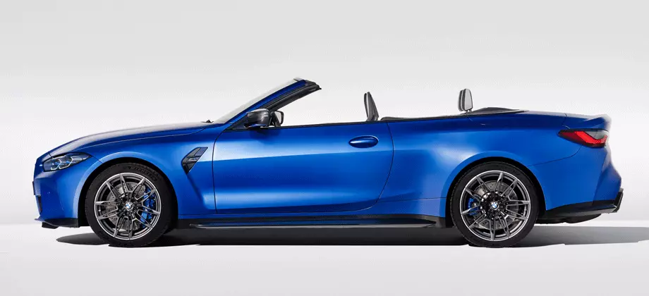 Convertible BMW M4 Ανταγωνισμός περιβάλλεται από τεσσάρων τροχών M XDrive 3938_1