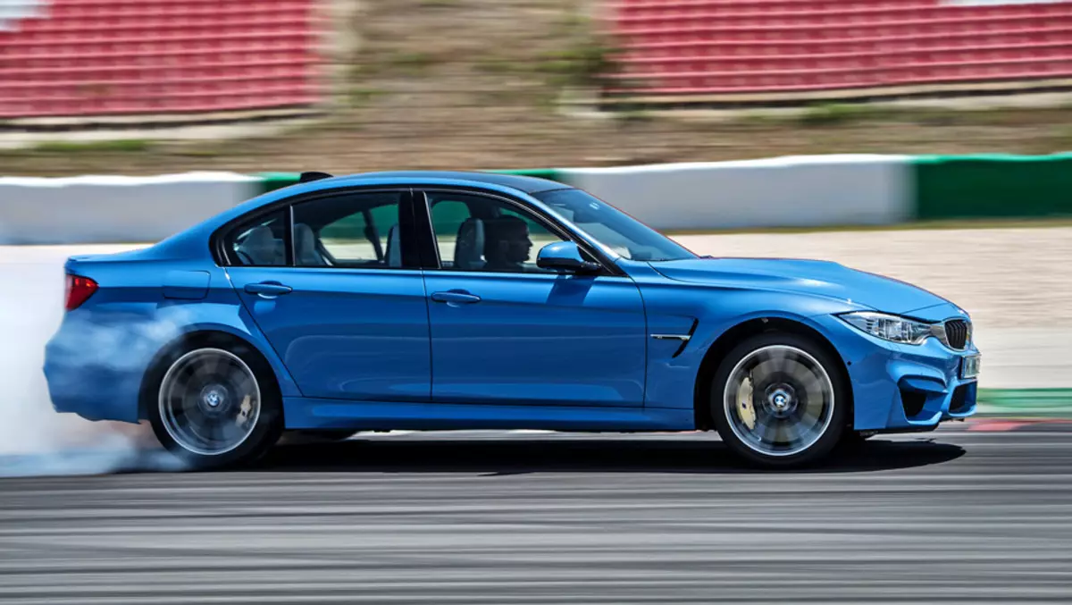 Nous combinons BMW M3 et M4 dans un 