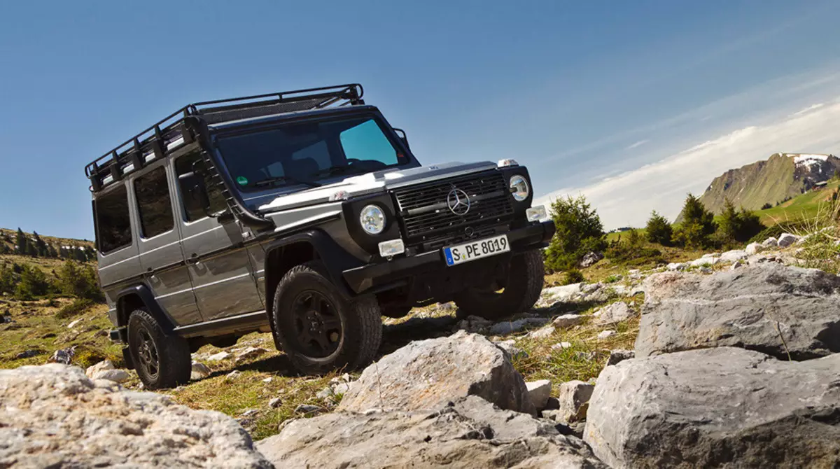 Vegerîna klasîkan bi Mercedes G-Class SUV 4265_23