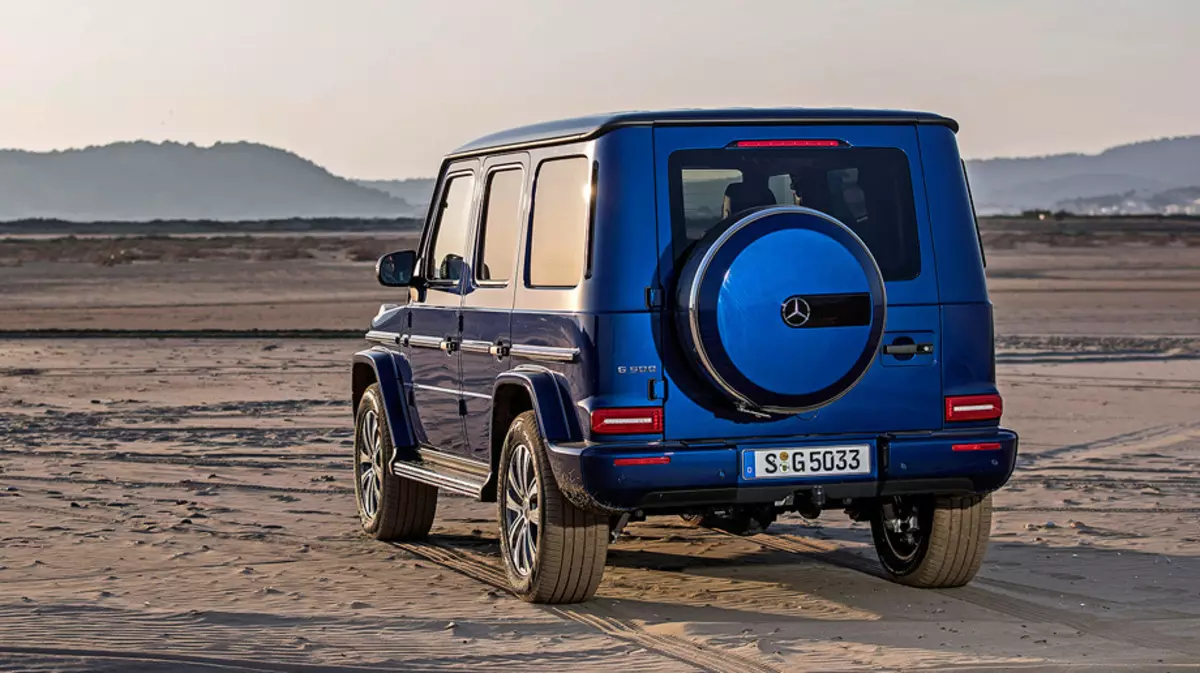 Grįžęs į klasiką su naujais MERCEDES G-CLASS SUV 4265_9