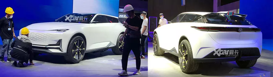 Հարակետ. Changan Uni-T կոմպակտ հայտնվում է Եղբայր UNI-V 490_1