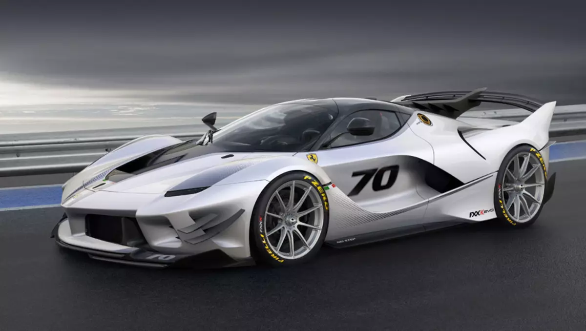 Феррари fxx k cockle evoluzione аэродинамикаи пешрафта нишон дод