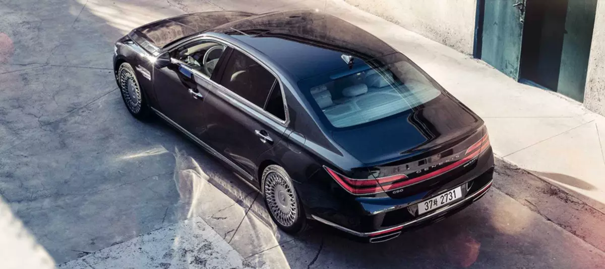 A Sedan Genesis G90 a leginkább átalakul a külsőleg 5857_2