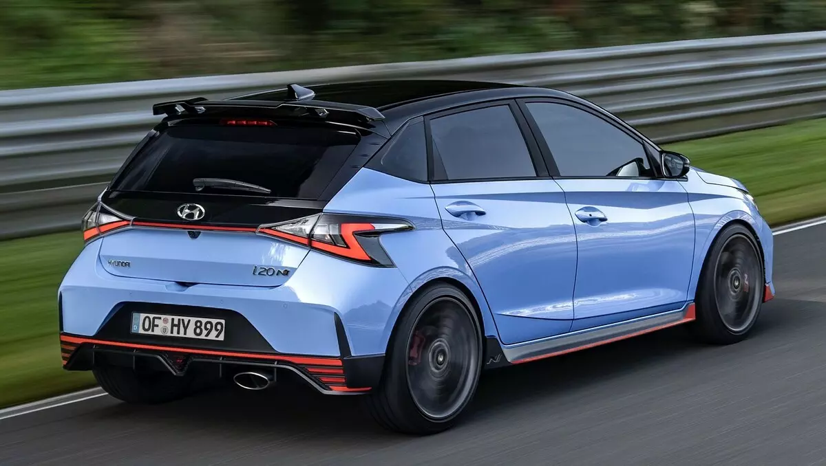 Hyundai I20 N plaĉos la adorantojn de la fatalo 6412_1