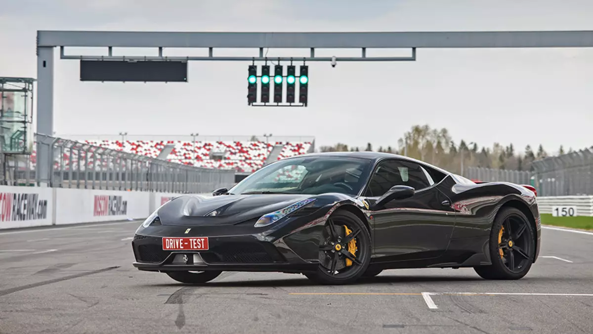 Track'in kolaylığının tadını çıkarın SuperCar Ferrari 458 Speciale 644_1