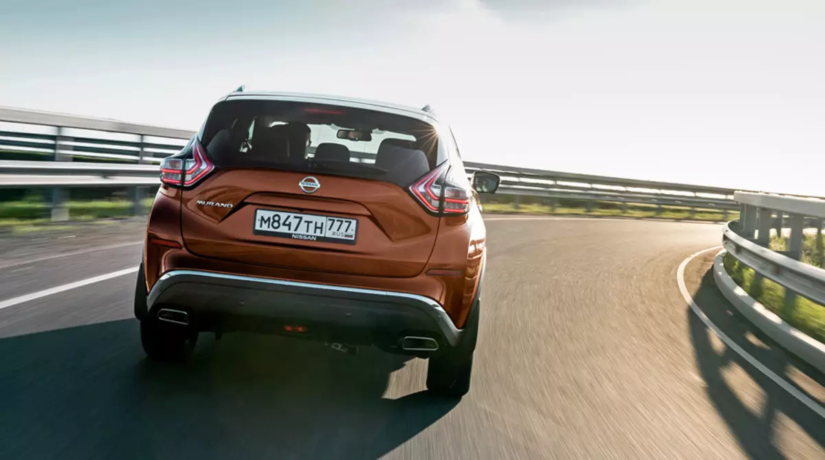 Մեղմորեն վայրէջք է կատարում տիեզերական Nissan Murano մեր ճանապարհներին 6596_7