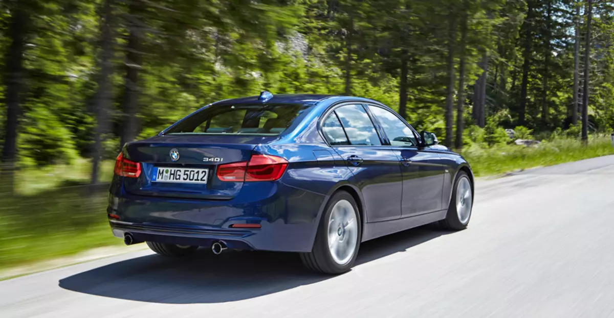 Neħħiet il-limitatur tal-veloċità fuq is-sedan aġġornat BMW 340i 6605_5