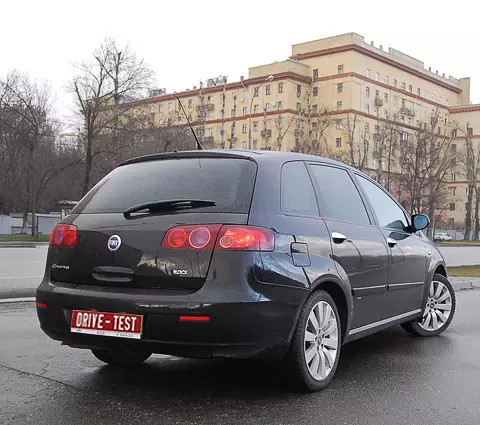 Без Fiat Croma тән төрен билгеләргә тырышабыз 666_2