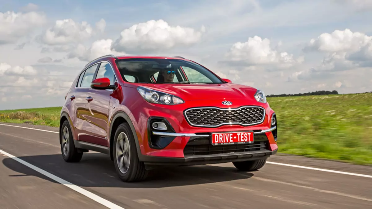 Comparați Haval F7, Kia Sportage, Geely Atlas și Renault Arkana 714_14