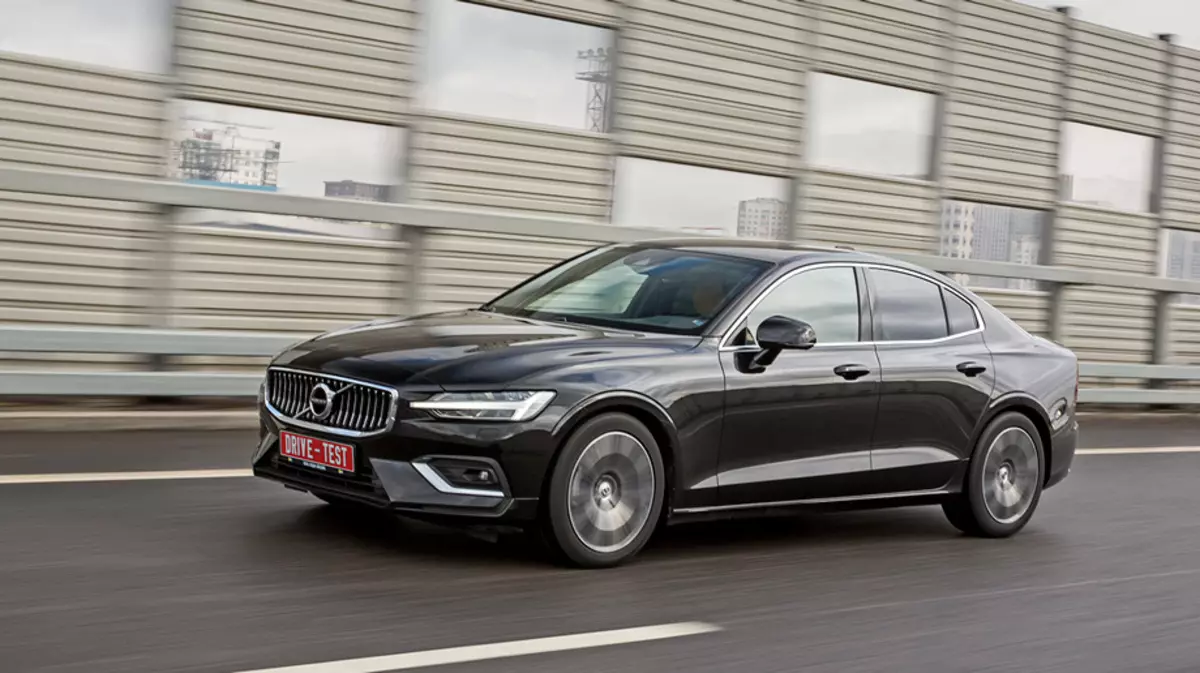 Helyezzük a Volvo S60-at a BMW 320D szedánok és a Genesis G70 között