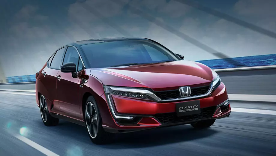 Honda истеҳсоли возеҳият ва гостро қатъ мекунад