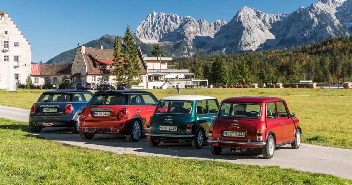 Vi leder efter en fælles i hatchbacks Mini Cooper fra fortiden og dette århundreder 8793_14