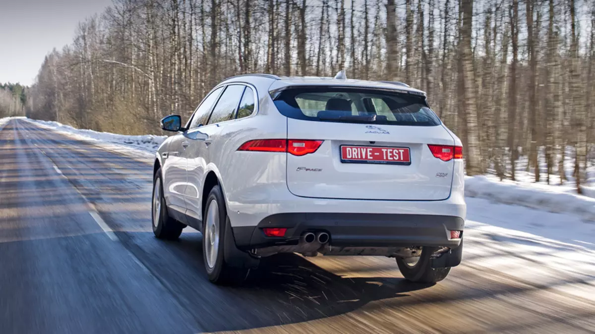 Ставимо Mercedes GLC Coupe в приклад кросоверу Jaguar F-Pace 891_15