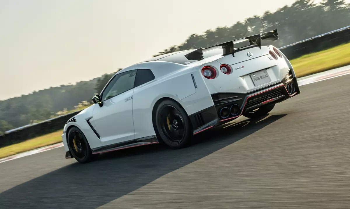 Nissan GT-R йомгаклау ике ел эчендә карьера моделен тәмамлаячак 9051_1