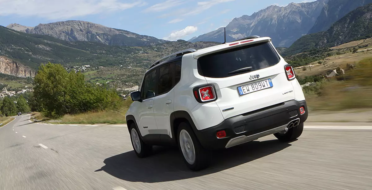 Jgħum fuq il-bugs fuq iż-żewġ limitu Jeep Renegade 912_9