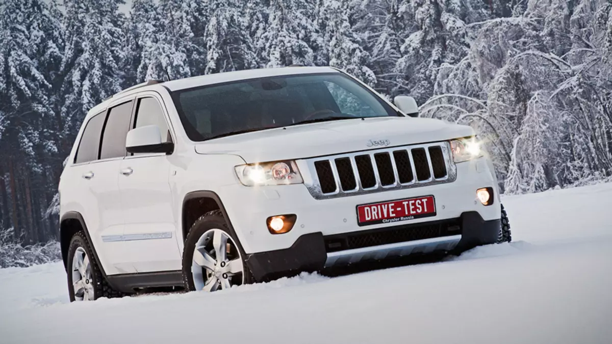 Tsis nco lub qub Jeep Grand Cherokee nrog tus tshiab 916_14