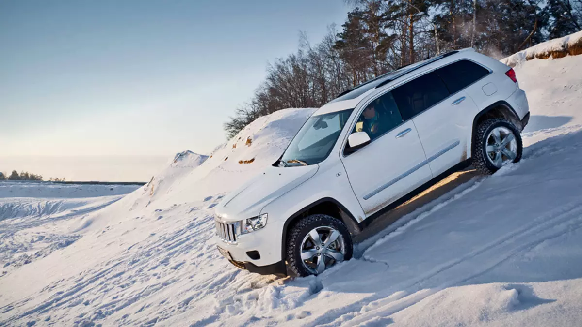 Ahaztu Jeep Grand Cherokee berri batekin 916_17